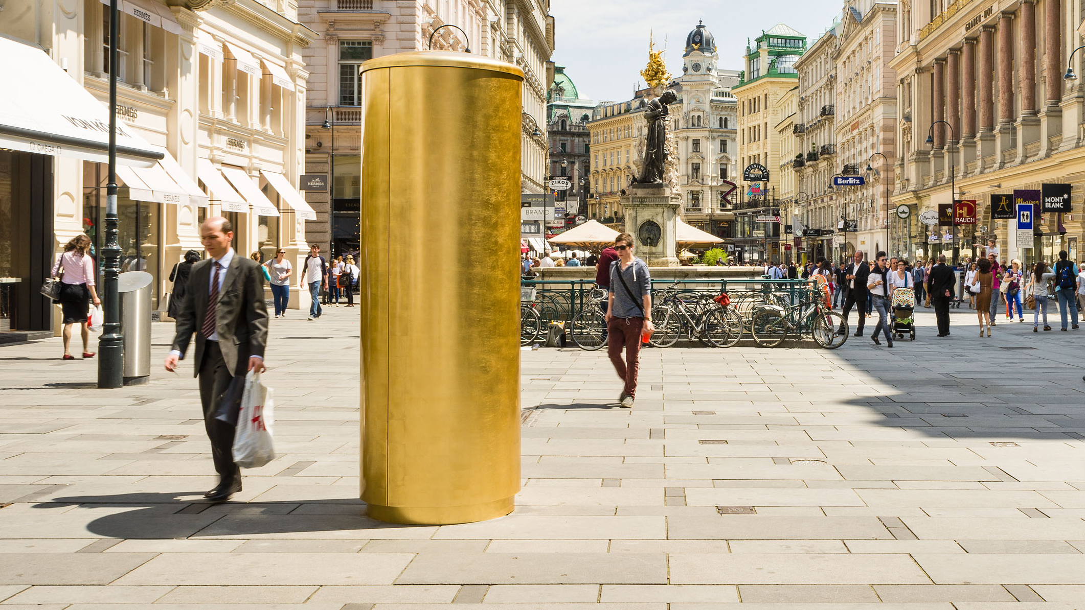 Axel Stockburger — Installation: QUANTITATIVE EASING (for the street ...